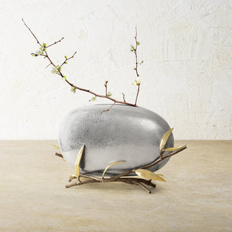 Vases – Michael Aram